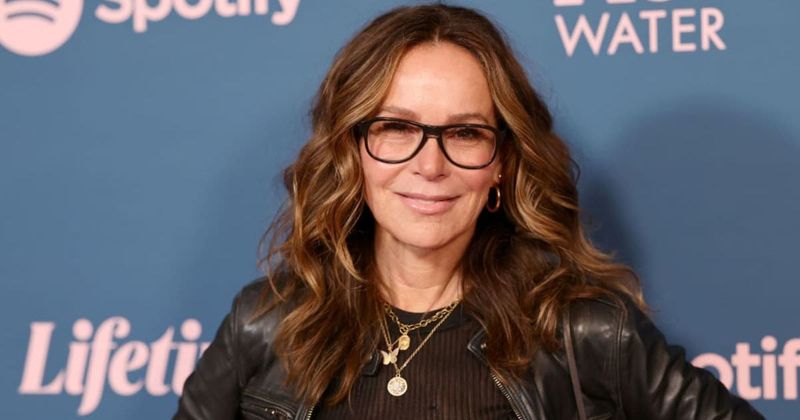 From Stardom With 'Dirty Dancing' to Survivor's Guilt: Jennifer Grey's ...