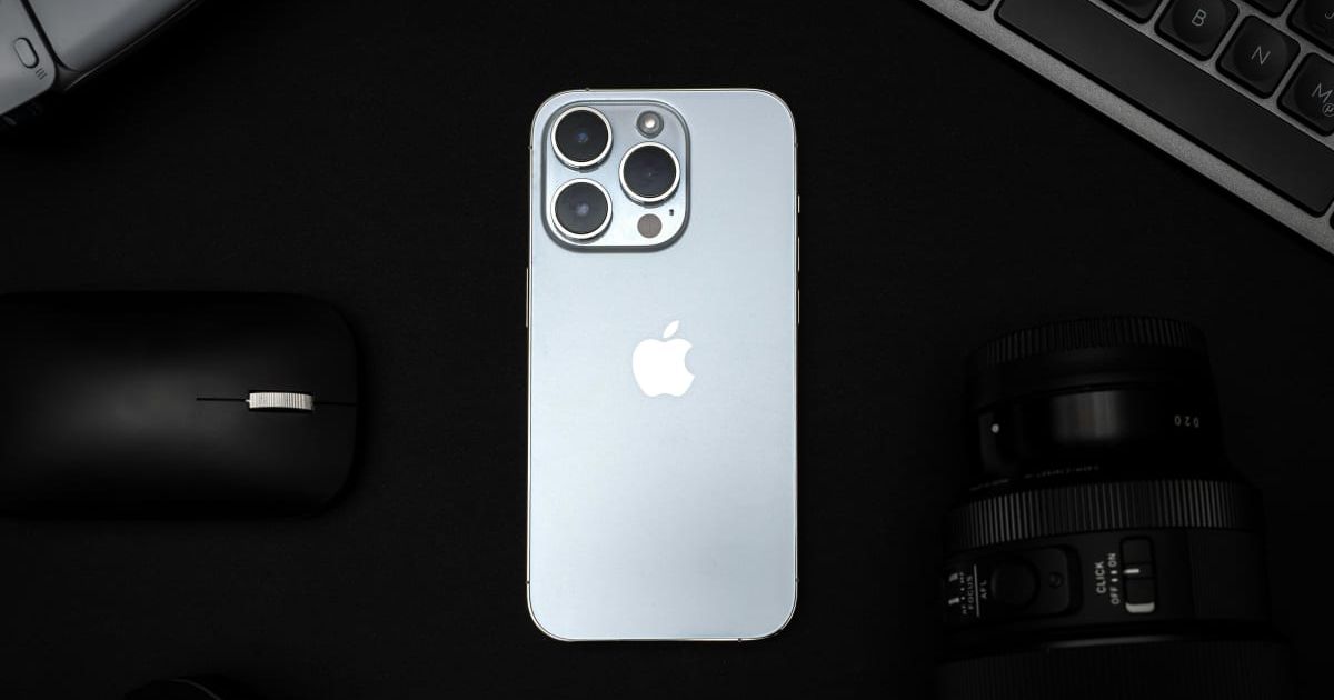 Iranian Authorities Crack Down on iPhone Ban Violators, Uncover Massive ...