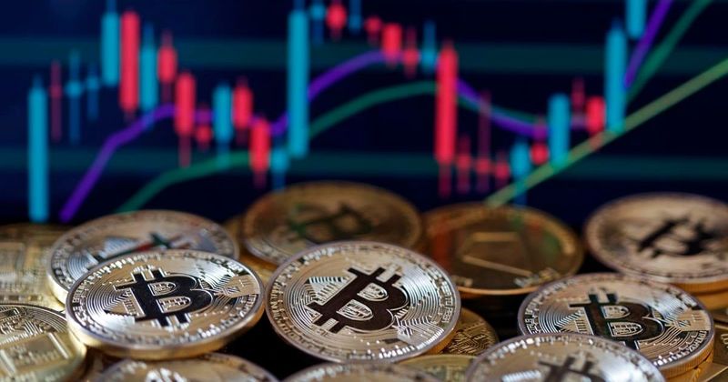 Bitcoin Hits 2-Year High Ahead of 'Halving', Soars Past $1 Trillion Market Cap