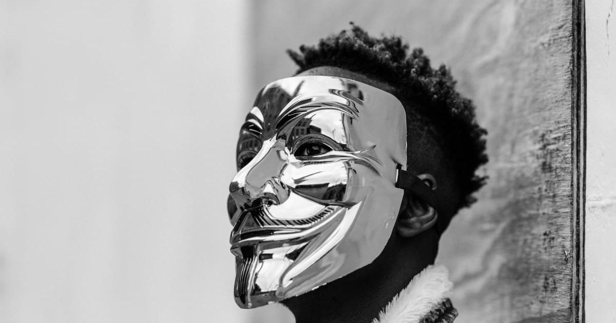 Government Agent Imposters Swindle Facebook Users, Making Them Lose $67 ...