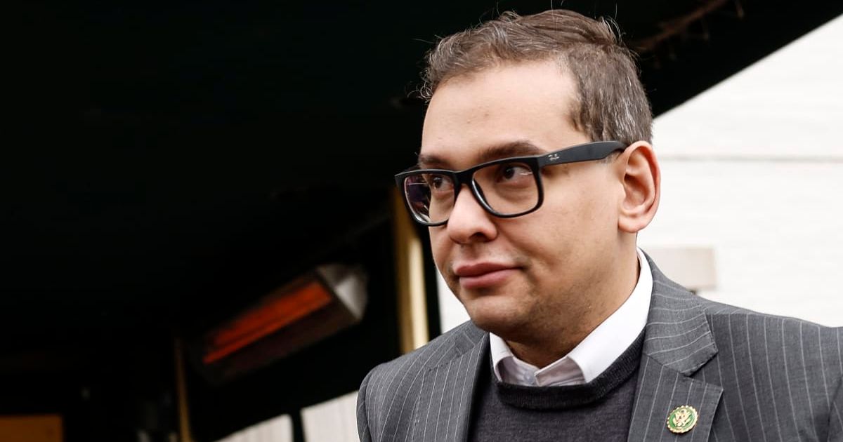 Texas Man Surrenders in Alleged Scam Targeting Ex-Congressman and ...